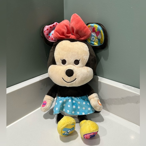 Disney | Toys | Disney Hooyay Hug And Play Talking Minnie Mouse Plush ...